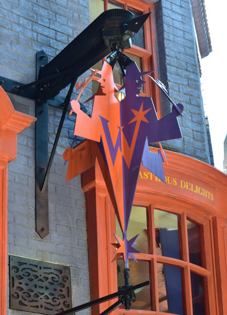 Jake NewmanGraphic Design in the Wizarding World of Harry Potter